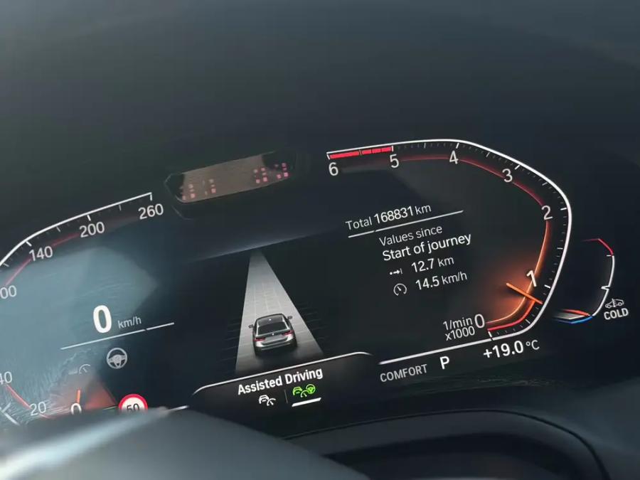 Melns BMW 318 2021 Jelgava, ar dzinēja tilpumu 2.00 L un nobraukumu 169 tūkst. km par 19800 €, foto 21 vietnē AUTOMOTO.COM.LV