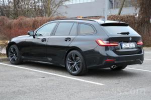 Black BMW 318 2021 in Riga, with an engine capacity of 2.00 L and mileage of 220 thousand km for 16990 €, photo  on AUTOMOTO.COM.LV