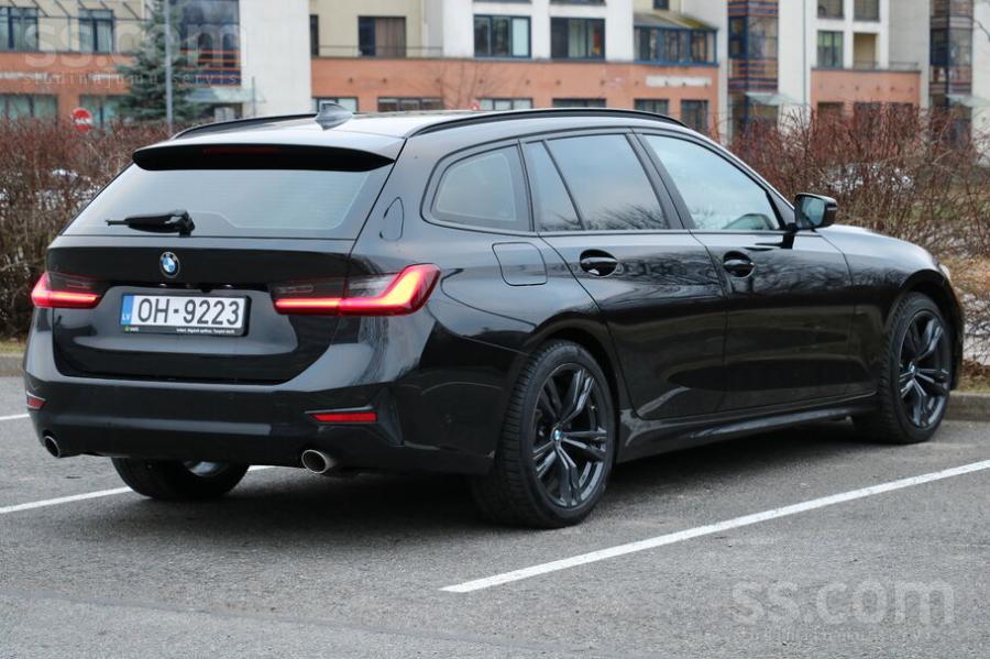 Black BMW 318 2021 in Riga, with an engine capacity of 2.00 L and mileage of 220 thousand km for 16990 €, photo 4 on AUTOMOTO.COM.LV