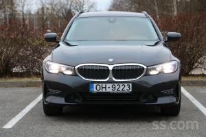 Black BMW 318 2021 in Riga, with an engine capacity of 2.00 L and mileage of 220 thousand km for 16990 €, photo 6 on AUTOMOTO.COM.LV