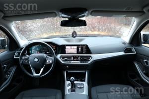 Black BMW 318 2021 in Riga, with an engine capacity of 2.00 L and mileage of 220 thousand km for 16990 €, photo 8 on AUTOMOTO.COM.LV