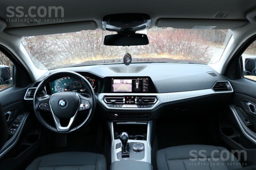 Black BMW 318 2021 in Riga, with an engine capacity of 2.00 L and mileage of 220 thousand km for 16990 €, photo 8 on AUTOMOTO.COM.LV