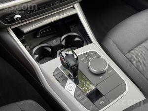 Черный БМВ 318 2021 в Рига, объемом двигателя 2.00 л и пробегом 221 тыс. км за 16300 €, фото 12 на AUTOMOTO.COM.LV