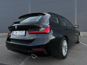 Black BMW 318 2021 in Riga, with an engine capacity of 2.00 L and mileage of 162 thousand km for 17990 €, photo 5 on AUTOMOTO.COM.LV
