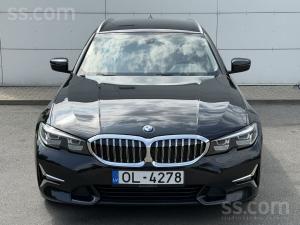 Melns BMW 318 2021 Jelgava, ar dzinēja tilpumu 2.00 L un nobraukumu 227 tūkst. km par 18500 €, foto 3 vietnē AUTOMOTO.COM.LV