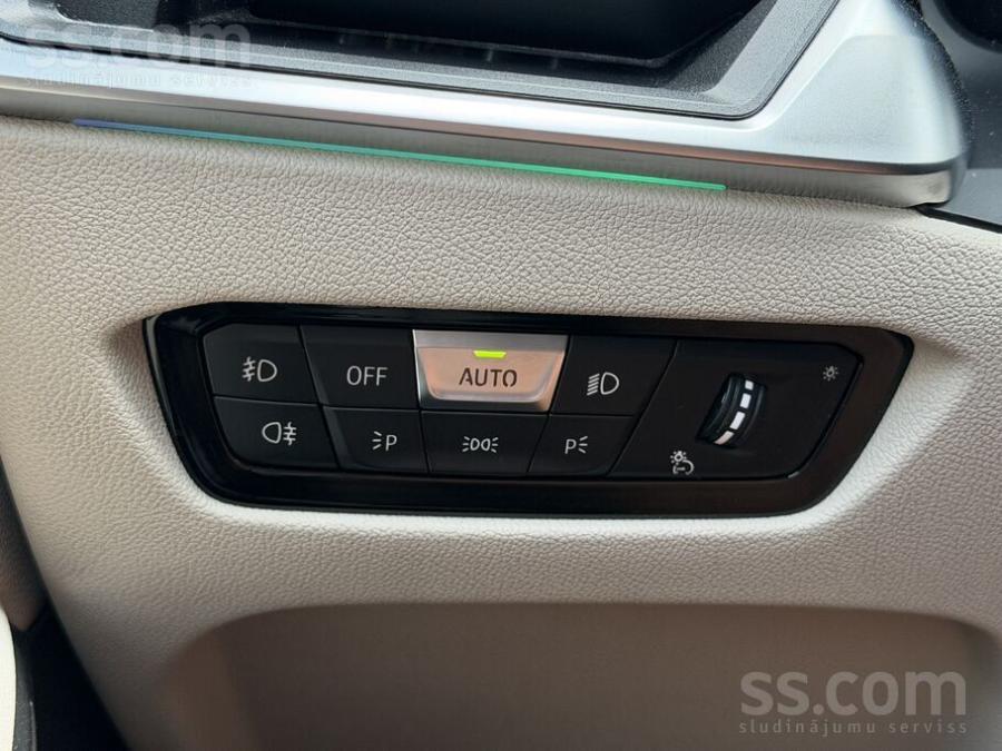 Melns BMW 318 2021 Jelgava, ar dzinēja tilpumu 2.00 L un nobraukumu 227 tūkst. km par 18500 €, foto 14 vietnē AUTOMOTO.COM.LV