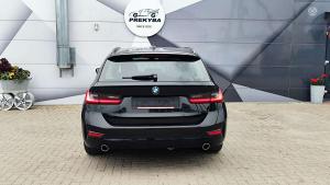 Black BMW 318 2021 in Kaunas, with an engine capacity of 2.00 L and mileage of 124 thousand km for 15450 €, photo 9 on AUTOMOTO.COM.LV