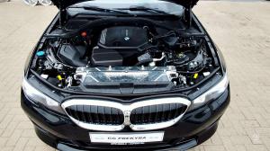 Black BMW 318 2021 in Kaunas, with an engine capacity of 2.00 L and mileage of 124 thousand km for 15450 €, photo 20 on AUTOMOTO.COM.LV