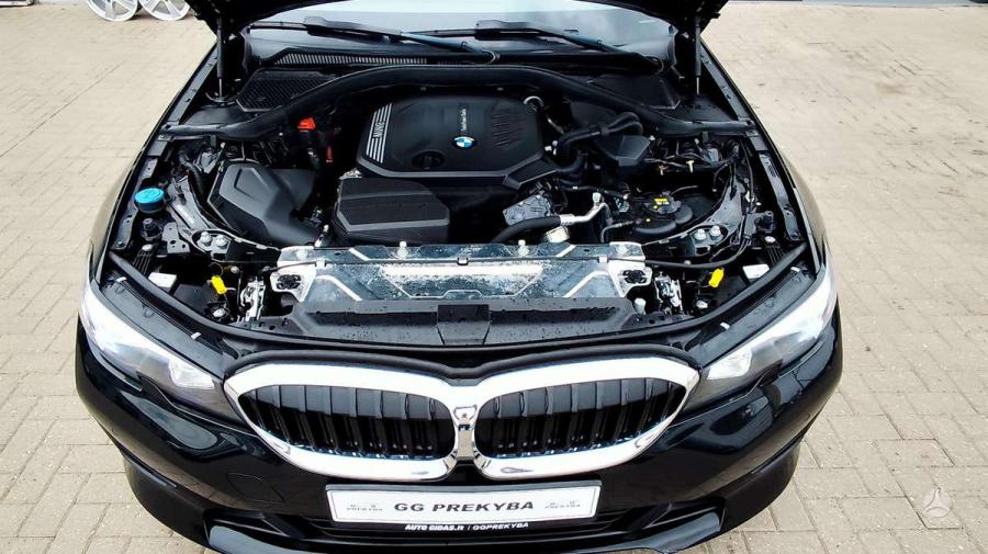 Black BMW 318 2021 in Kaunas, with an engine capacity of 2.00 L and mileage of 124 thousand km for 15450 €, photo 20 on AUTOMOTO.COM.LV