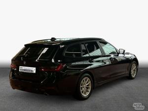 Black BMW 318 2022 in Kaunas, with an engine capacity of 2.00 L and mileage of 67 thousand km for 29742 €, photo 2 on AUTOMOTO.COM.LV