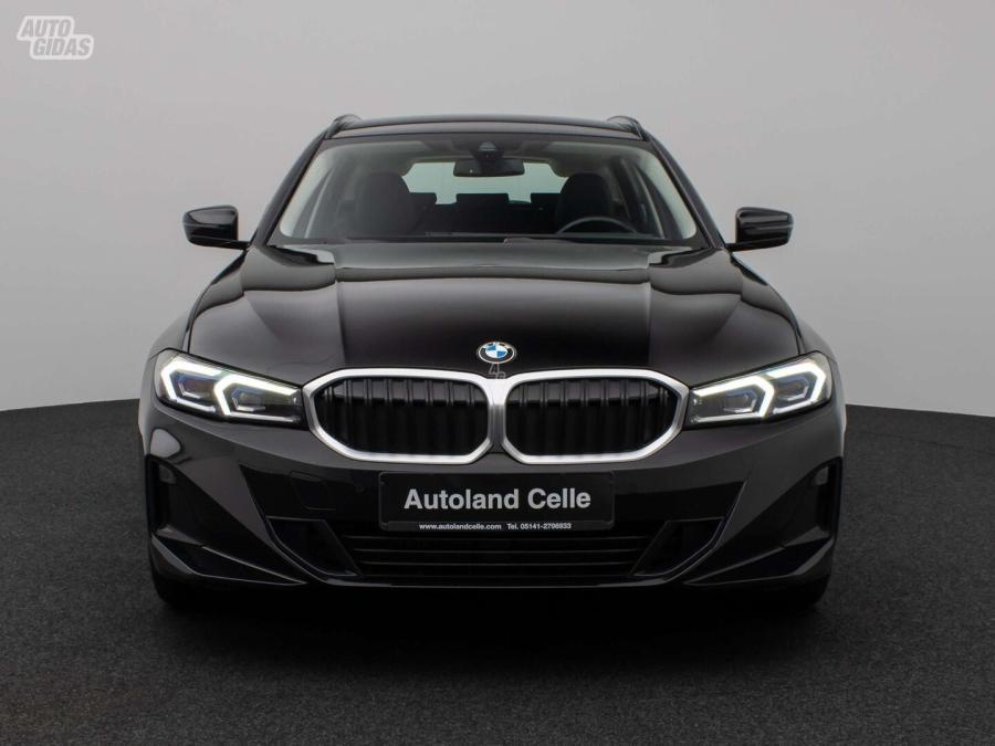 Black BMW 318 2022 in Kaunas, with an engine capacity of 2.00 L and mileage of 83 thousand km for 29094 €, photo 2 on AUTOMOTO.COM.LV