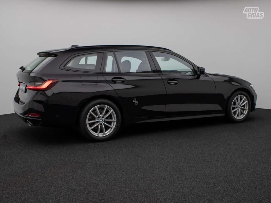 Black BMW 318 2022 in Kaunas, with an engine capacity of 2.00 L and mileage of 83 thousand km for 29094 €, photo 6 on AUTOMOTO.COM.LV