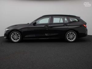 Black BMW 318 2022 in Kaunas, with an engine capacity of 2.00 L and mileage of 83 thousand km for 29094 €, photo 11 on AUTOMOTO.COM.LV