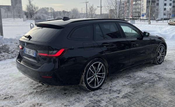 Black BMW 318 2022 in Vilnius, with an engine capacity of 2.00 L and mileage of 164 thousand km for 15500 €, photo 5 on AUTOMOTO.COM.LV