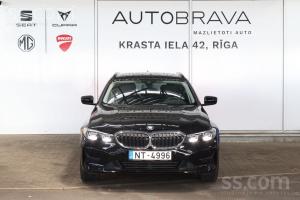 Melns BMW 318 2022 Rīga, ar dzinēja tilpumu 2.00 L un nobraukumu 55 tūkst. km par 24400 €, foto 3 vietnē AUTOMOTO.COM.LV