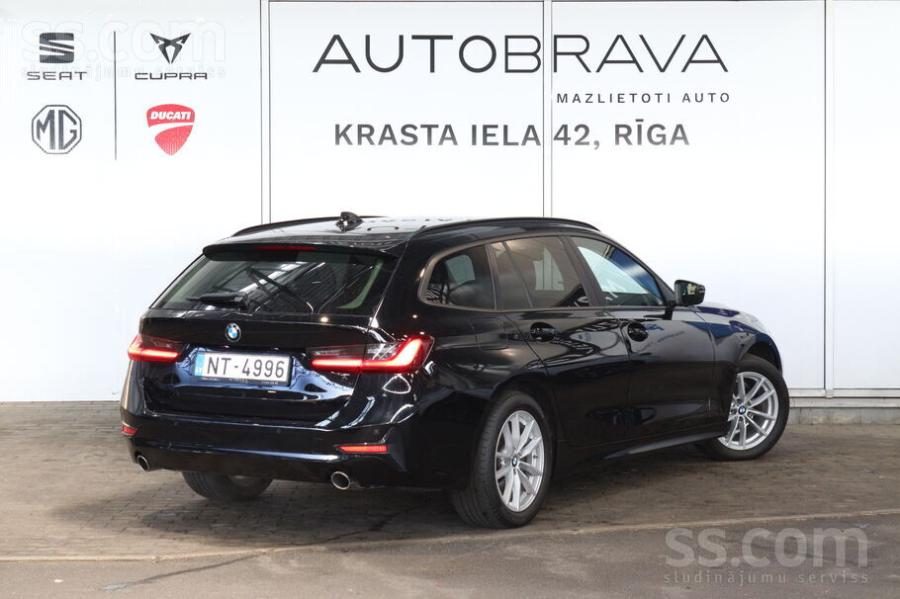 Melns BMW 318 2022 Rīga, ar dzinēja tilpumu 2.00 L un nobraukumu 55 tūkst. km par 24400 €, foto 7 vietnē AUTOMOTO.COM.LV