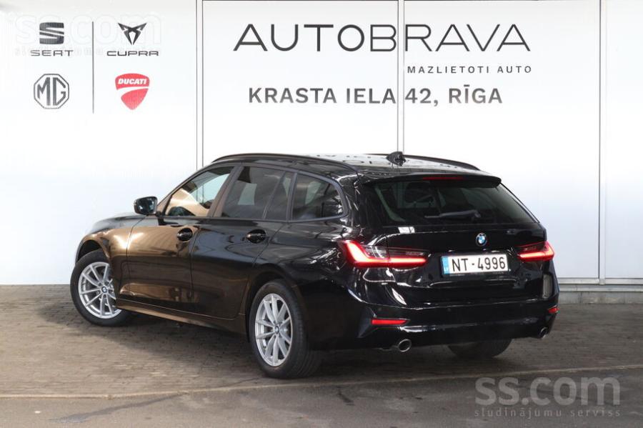Melns BMW 318 2022 Rīga, ar dzinēja tilpumu 2.00 L un nobraukumu 55 tūkst. km par 24400 €, foto 9 vietnē AUTOMOTO.COM.LV