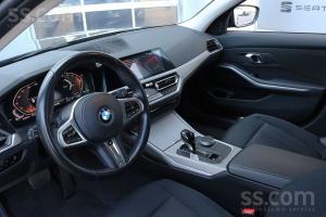 Melns BMW 318 2022 Rīga, ar dzinēja tilpumu 2.00 L un nobraukumu 55 tūkst. km par 24400 €, foto 10 vietnē AUTOMOTO.COM.LV