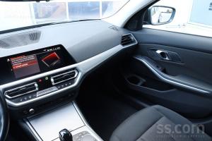 Melns BMW 318 2022 Rīga, ar dzinēja tilpumu 2.00 L un nobraukumu 55 tūkst. km par 24400 €, foto 13 vietnē AUTOMOTO.COM.LV