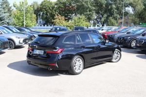 Melns BMW 318 2022 Rīga, ar dzinēja tilpumu 2.00 L un nobraukumu 55 tūkst. km par 24400 €, foto 35 vietnē AUTOMOTO.COM.LV