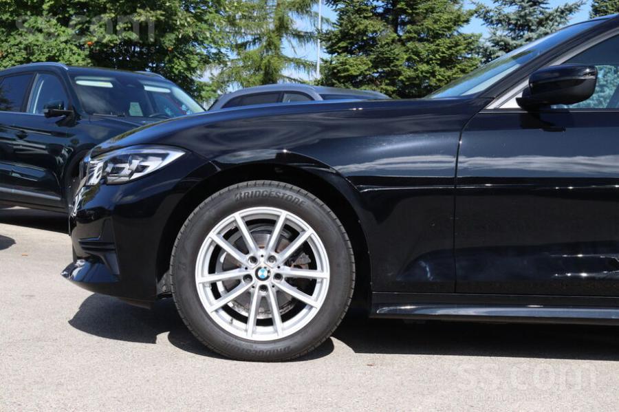 Melns BMW 318 2022 Rīga, ar dzinēja tilpumu 2.00 L un nobraukumu 55 tūkst. km par 24400 €, foto 36 vietnē AUTOMOTO.COM.LV