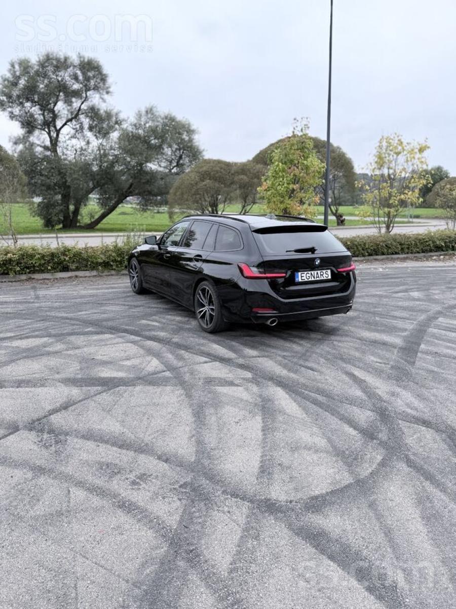 Melns BMW 318 2022 Tukums, ar dzinēja tilpumu 2.00 L un nobraukumu 185 tūkst. km par 20800 €, foto 6 vietnē AUTOMOTO.COM.LV
