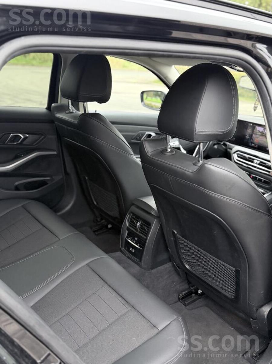 Melns BMW 318 2022 Tukums, ar dzinēja tilpumu 2.00 L un nobraukumu 185 tūkst. km par 20800 €, foto 8 vietnē AUTOMOTO.COM.LV