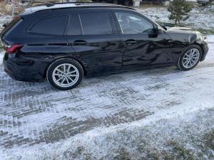 Melns BMW 318 2023 Kauņa, ar dzinēja tilpumu 2.00 L un nobraukumu 103 tūkst. km par 18200 €, foto 6 vietnē AUTOMOTO.COM.LV