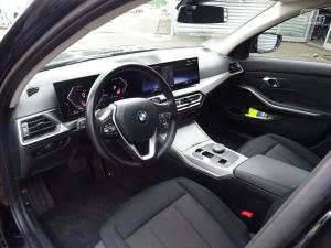 Black BMW 318 2023 in Kaunas, with an engine capacity of 2.00 L and mileage of 45 thousand km for 33214 €, photo 7 on AUTOMOTO.COM.LV
