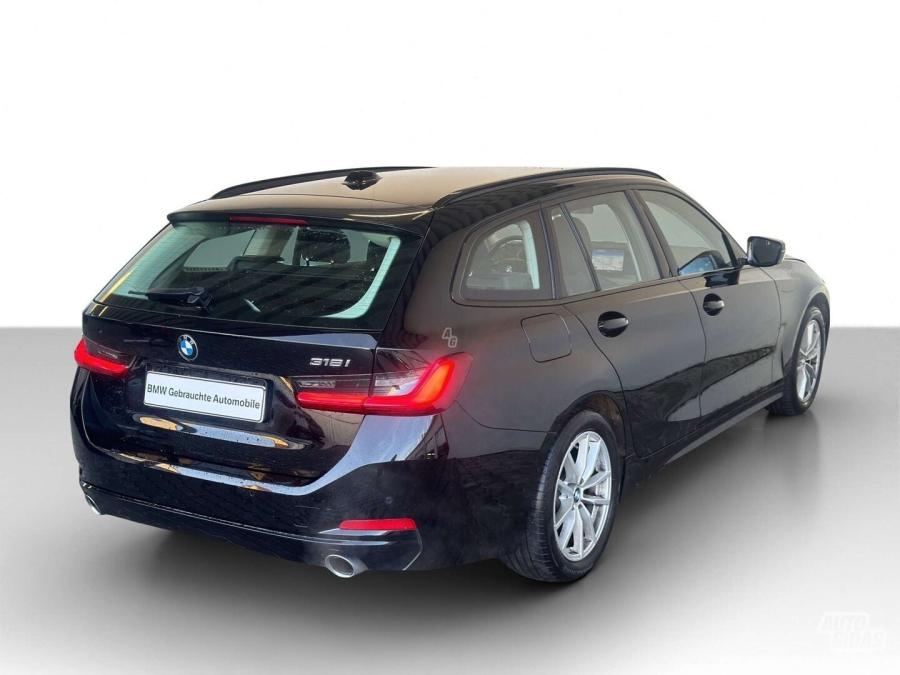 Black BMW 318 2023 in Kaunas, with an engine capacity of 2.00 L and mileage of 46 thousand km for 31795 €, photo 4 on AUTOMOTO.COM.LV