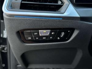 Melns BMW 318 2023 Viļņa, ar dzinēja tilpumu 2.00 L un nobraukumu 169 tūkst. km par 21290 €, foto 21 vietnē AUTOMOTO.COM.LV