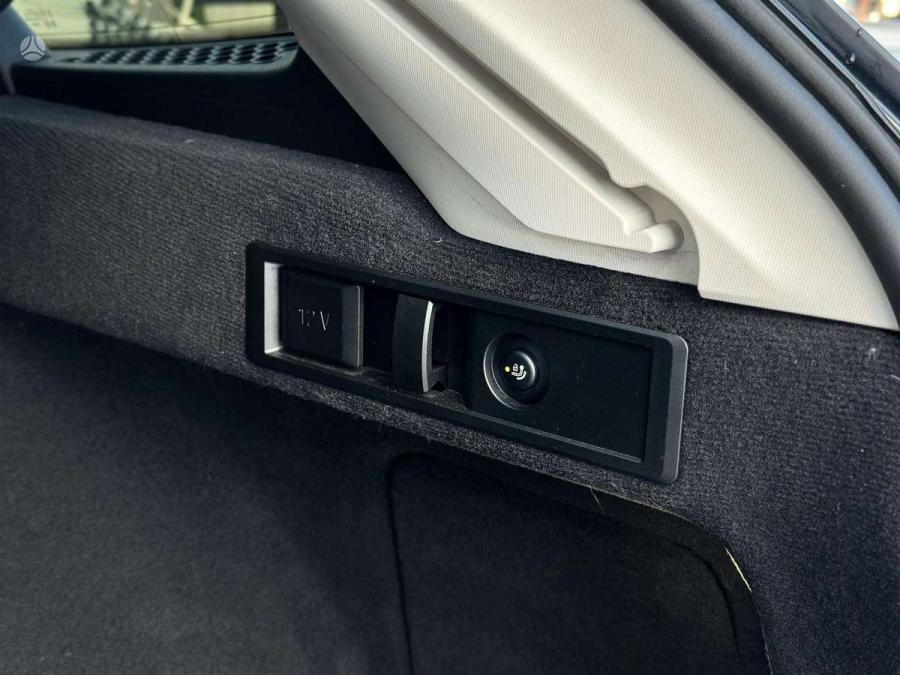 Melns BMW 318 2023 Viļņa, ar dzinēja tilpumu 2.00 L un nobraukumu 169 tūkst. km par 21290 €, foto 34 vietnē AUTOMOTO.COM.LV