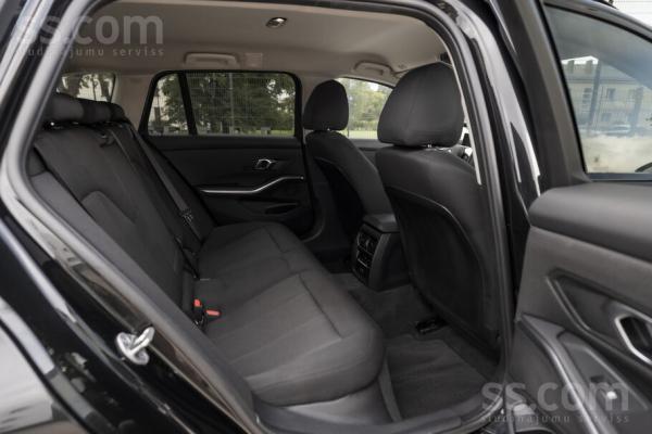 Black BMW 318 2024 in Riga, with an engine capacity of 1.80 L and mileage of 71 thousand km for 24900 €, photo 9 on AUTOMOTO.COM.LV