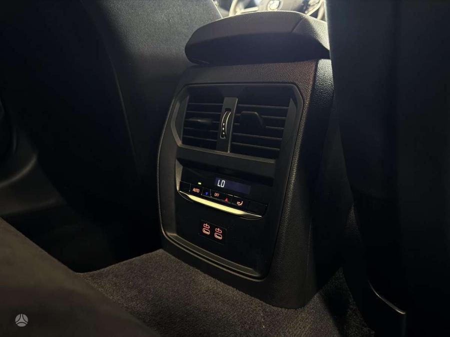 Melns BMW 318 2024 Viļņa, ar dzinēja tilpumu 2.00 L un nobraukumu 8 tūkst. km par 32777 €, foto 13 vietnē AUTOMOTO.COM.LV