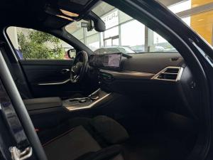 Melns BMW 318 2024 Viļņa, ar dzinēja tilpumu 2.00 L un nobraukumu 8 tūkst. km par 32777 €, foto 15 vietnē AUTOMOTO.COM.LV