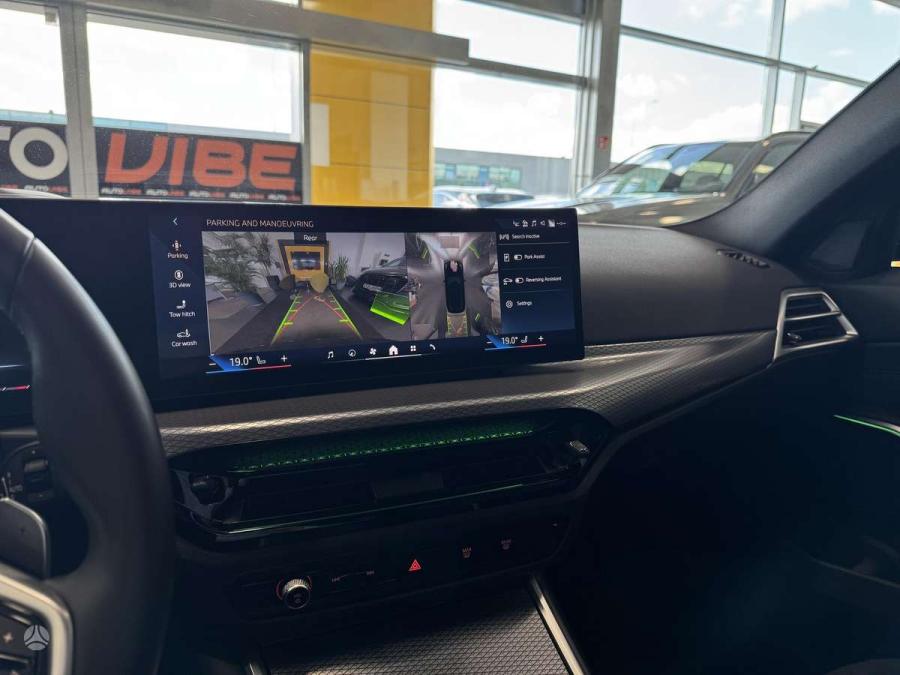 Melns BMW 318 2024 Viļņa, ar dzinēja tilpumu 2.00 L un nobraukumu 8 tūkst. km par 32777 €, foto 18 vietnē AUTOMOTO.COM.LV