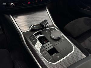 Melns BMW 318 2024 Viļņa, ar dzinēja tilpumu 2.00 L un nobraukumu 8 tūkst. km par 32777 €, foto 28 vietnē AUTOMOTO.COM.LV
