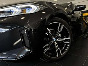 Melns BMW 318 2024 Viļņa, ar dzinēja tilpumu 2.00 L un nobraukumu 8 tūkst. km par 32777 €, foto 35 vietnē AUTOMOTO.COM.LV