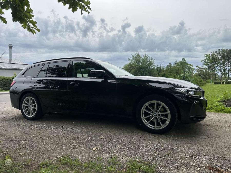 Melns BMW 318 2024 Kauņa, ar dzinēja tilpumu 2.00 L un nobraukumu 91 tūkst. km par 21300 €, foto 7 vietnē AUTOMOTO.COM.LV