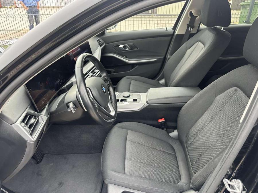 Melns BMW 318 2024 Kauņa, ar dzinēja tilpumu 2.00 L un nobraukumu 91 tūkst. km par 21300 €, foto 13 vietnē AUTOMOTO.COM.LV