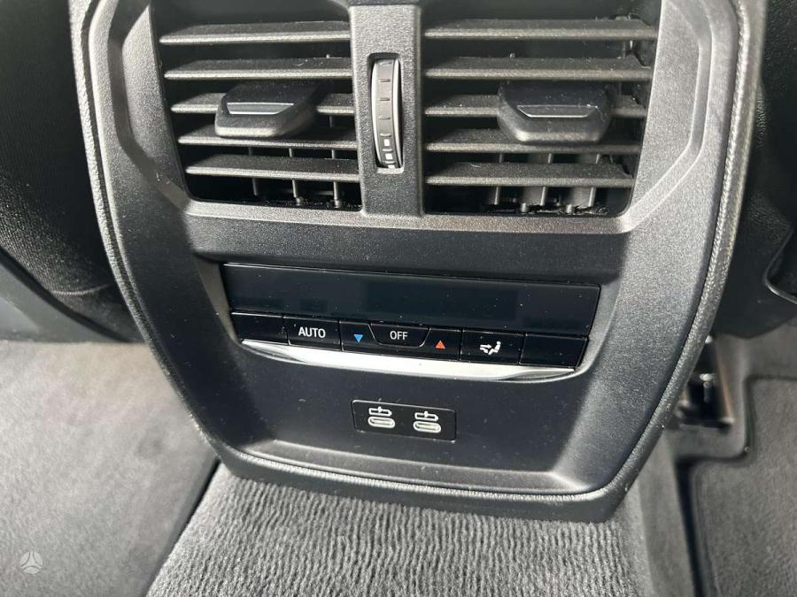 Melns BMW 318 2024 Kauņa, ar dzinēja tilpumu 2.00 L un nobraukumu 91 tūkst. km par 21300 €, foto 28 vietnē AUTOMOTO.COM.LV