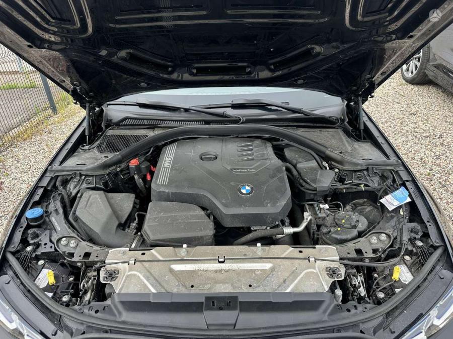 Melns BMW 318 2024 Kauņa, ar dzinēja tilpumu 2.00 L un nobraukumu 91 tūkst. km par 21300 €, foto 31 vietnē AUTOMOTO.COM.LV