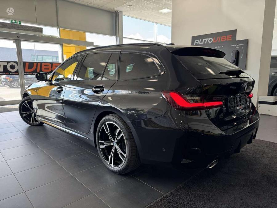 Black BMW 318 2024 in Vilnius, with an engine capacity of 2.00 L and mileage of 8 thousand km for 30555 €, photo 37 on AUTOMOTO.COM.LV