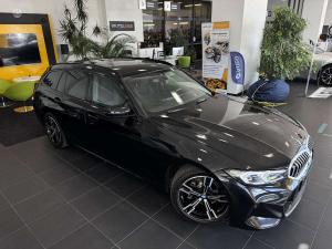 Black BMW 318 2024 in Vilnius, with an engine capacity of 2.00 L and mileage of 8 thousand km for 30555 €, photo 41 on AUTOMOTO.COM.LV