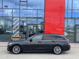 Black BMW 318 2024 in Klaipeda, with an engine capacity of 2.00 L and mileage of 100 thousand km for 21800 €, photo 7 on AUTOMOTO.COM.LV