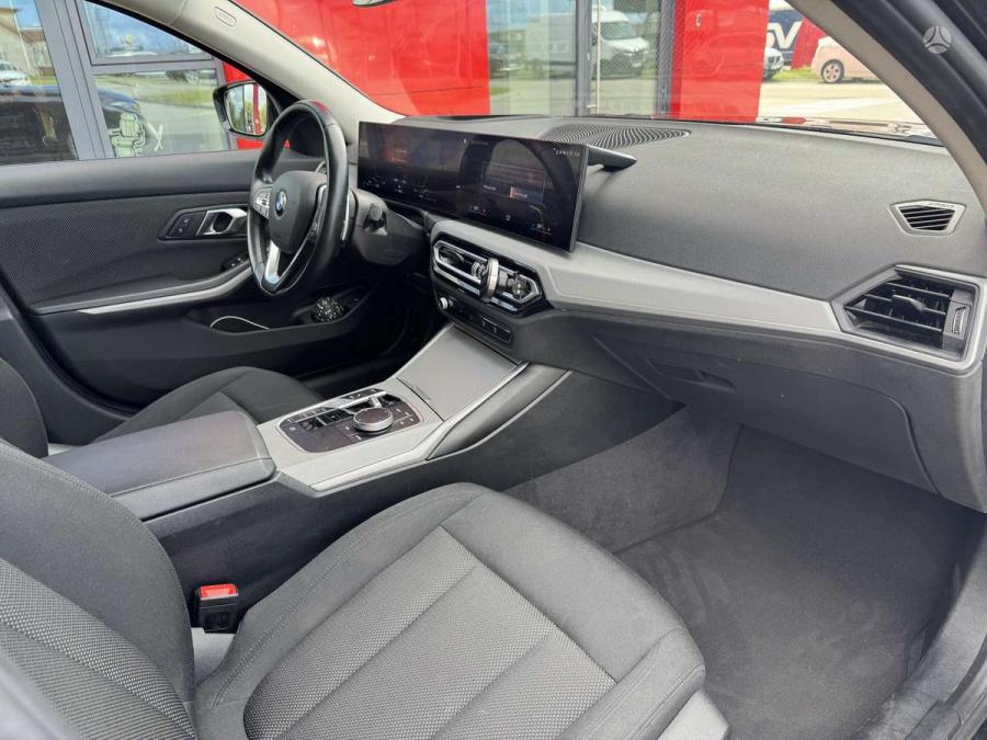 Black BMW 318 2024 in Klaipeda, with an engine capacity of 2.00 L and mileage of 100 thousand km for 21800 €, photo 10 on AUTOMOTO.COM.LV