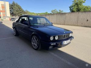 Синий БМВ 318 1992 в Каунас, объемом двигателя 1.80 л и пробегом 220 тыс. км за 11500 €, фото 7 на AUTOMOTO.COM.LV