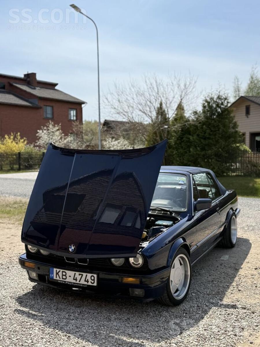 Zils BMW 318 1993 Kuldīga, ar dzinēja tilpumu 2.50 L un nobraukumu 345 tūkst. km par 12250 €, foto 4 vietnē AUTOMOTO.COM.LV