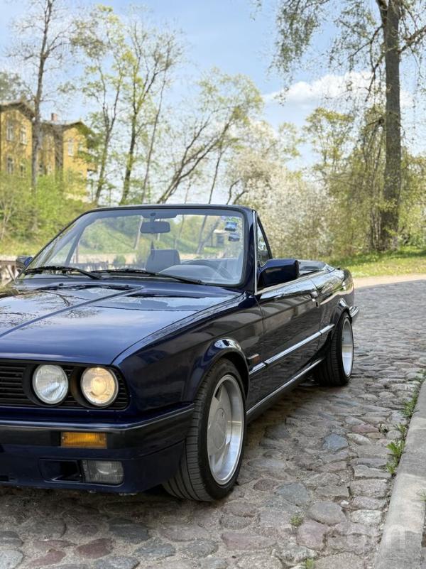 Zils BMW 318 1993 Kuldīga, ar dzinēja tilpumu 2.50 L un nobraukumu 345 tūkst. km par 12250 €, foto 6 vietnē AUTOMOTO.COM.LV