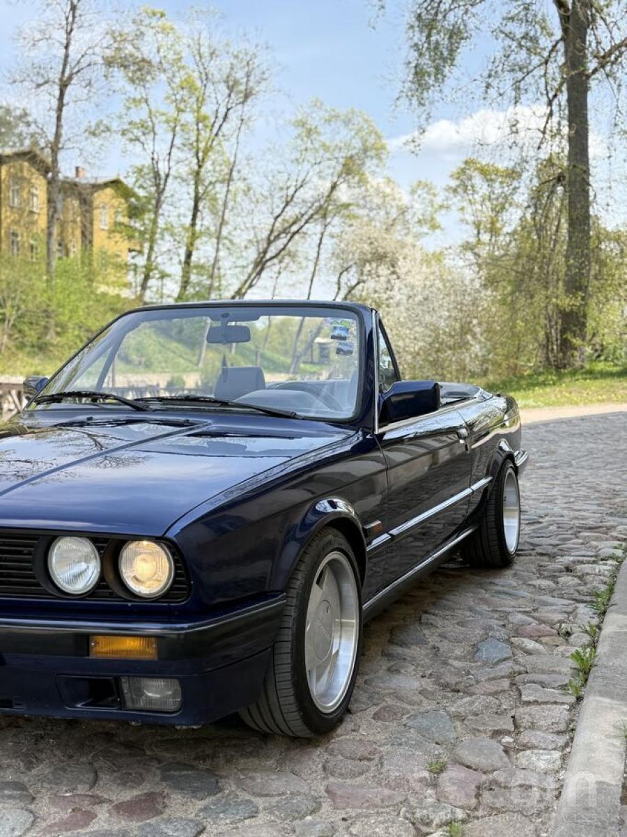 Zils BMW 318 1993 Kuldīga, ar dzinēja tilpumu 2.50 L un nobraukumu 345 tūkst. km par 12250 €, foto 7 vietnē AUTOMOTO.COM.LV